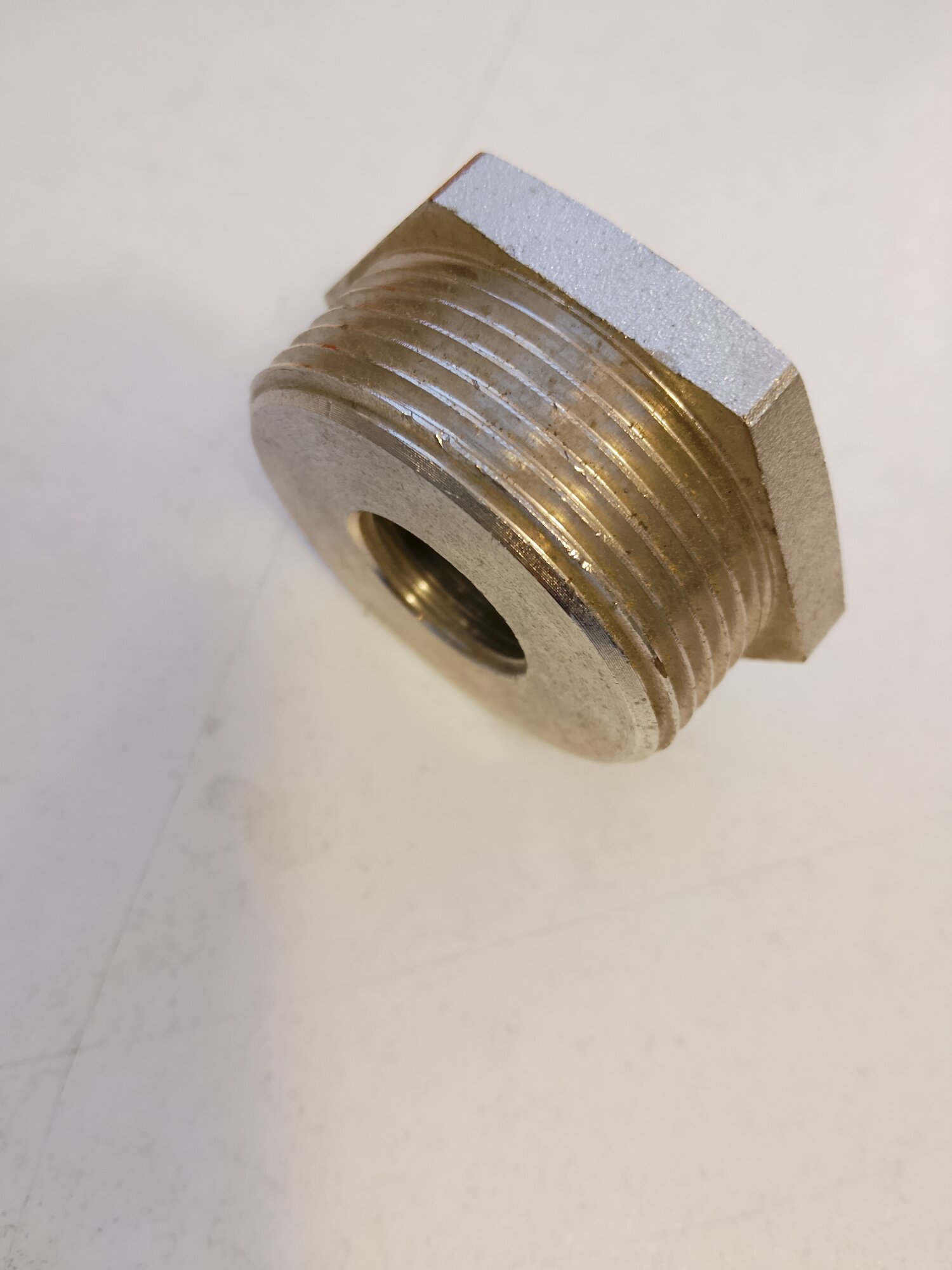 Футорка хром "1"1/2 на 1/2 внутр./наружн.