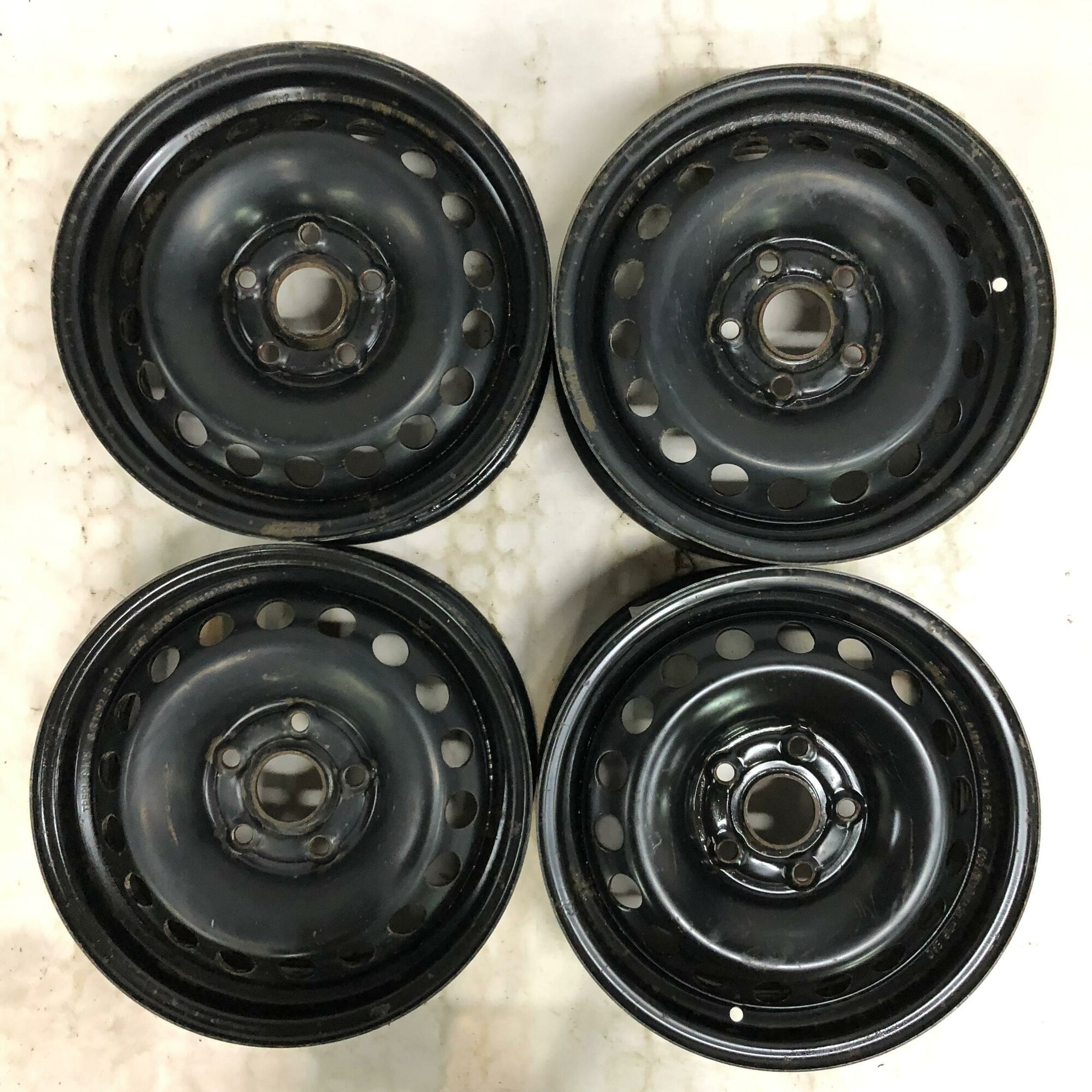 Колесные диски Штампованные 15x6 PCD 5x112 D57.1 ET47 (Реплика)