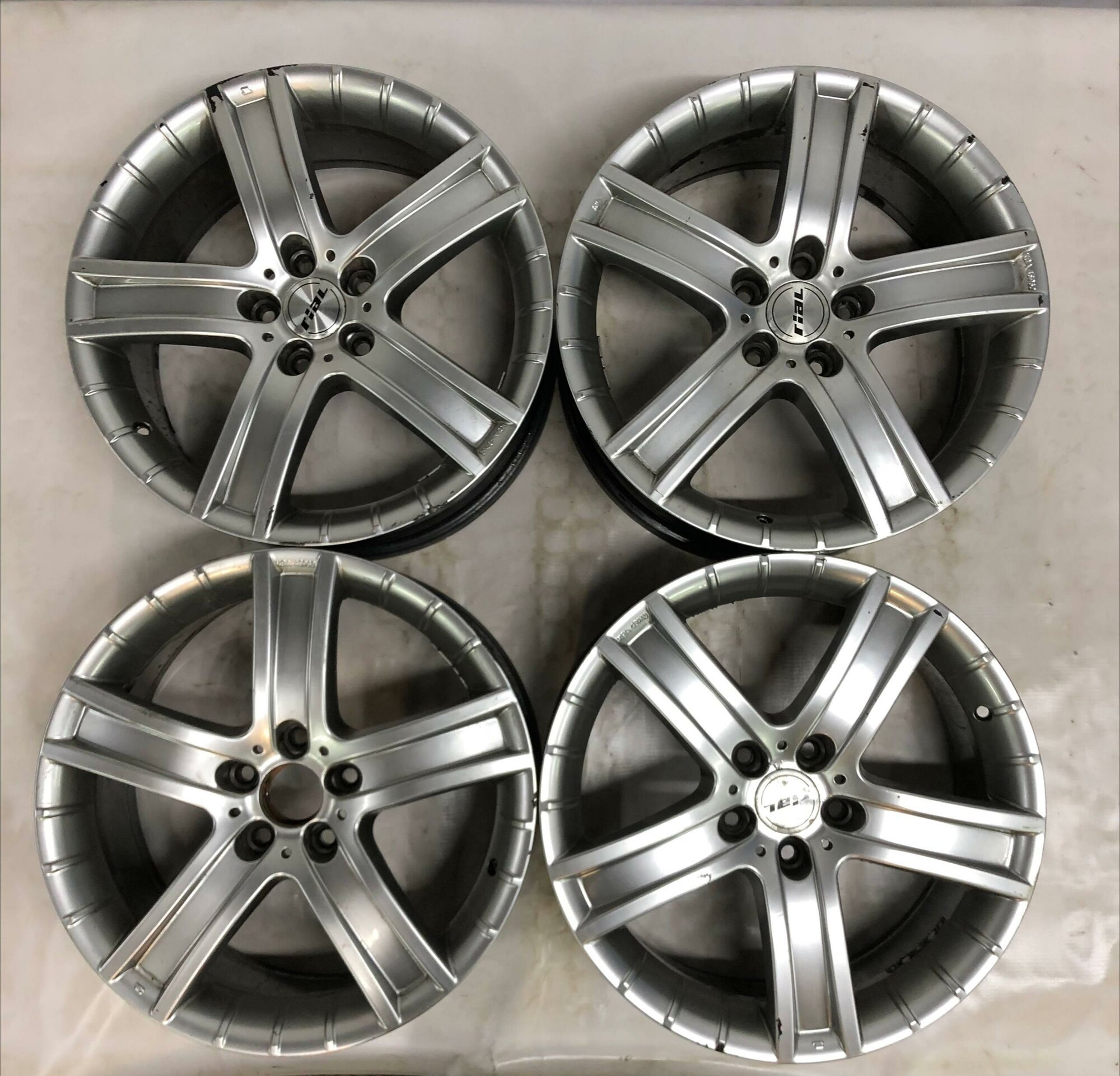 Колесные диски Rial 18x8 PCD 5x112 D57.1 ET47 (Реплика)