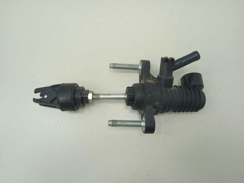 Цилиндр сцепления главный Toyota Corolla E150 2006-2013 кат.номер: 3142012030