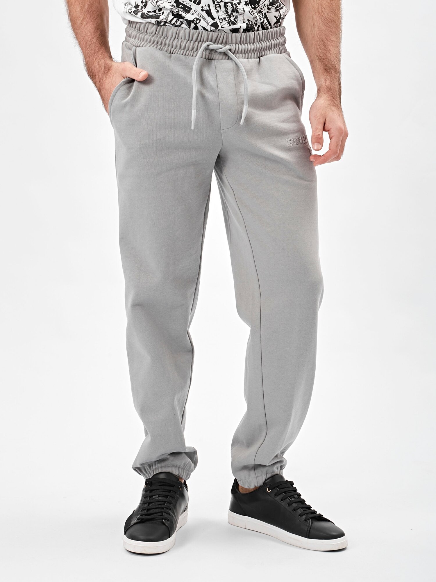 Брюки спортивные