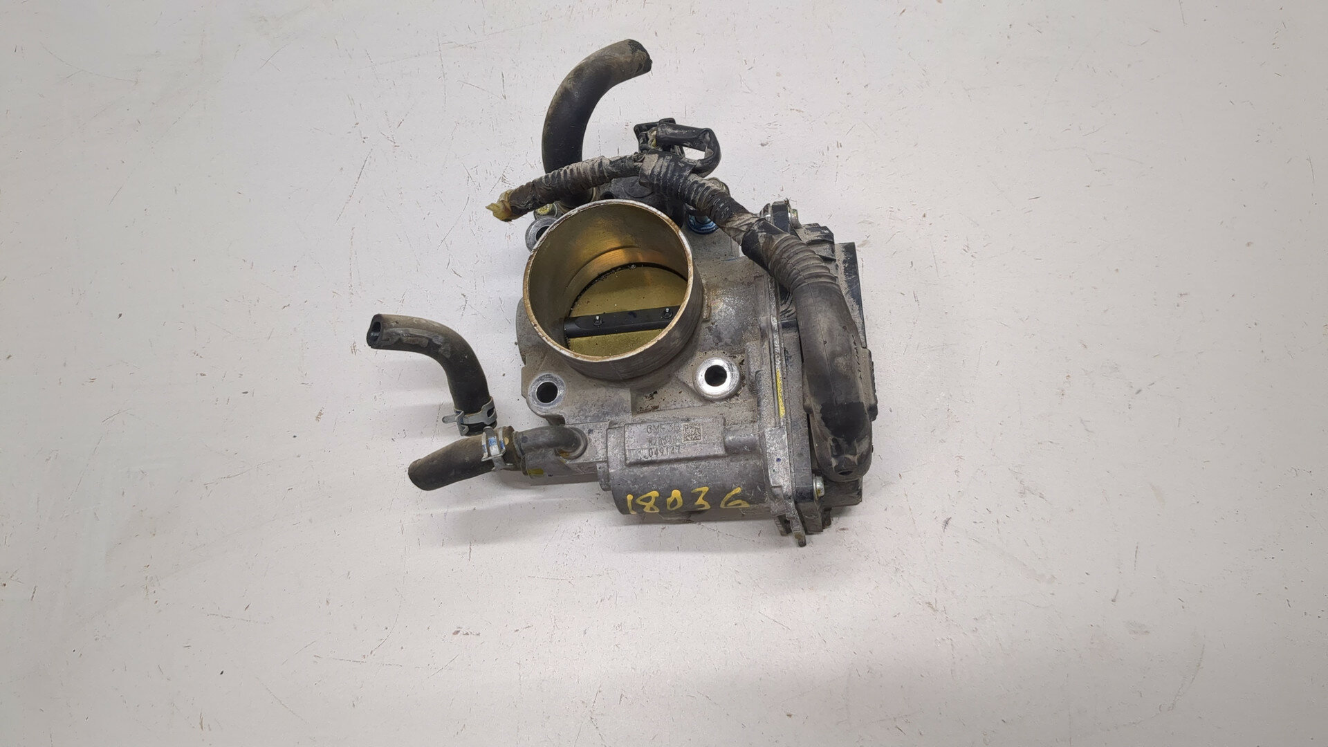 Заслонка дроссельная Honda HRV Б/У