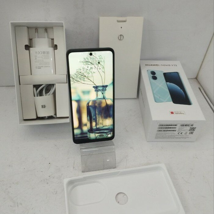 Смартфон HUAWEI Nova Y73 8/128 Черный
