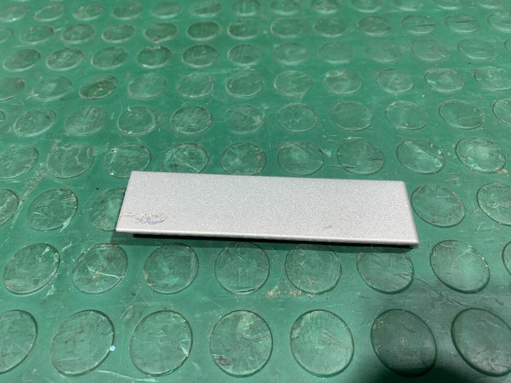 Молдинг крыши рейлинга задний левый Lexus RX IV рестайлинг (2019—2023) 7555448070E2