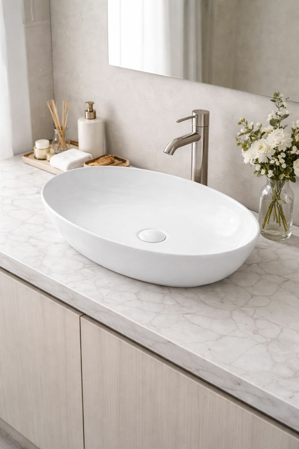 Раковина накладная для тумбы в ванную 49x44 Овал фарфоровая белая Kreta