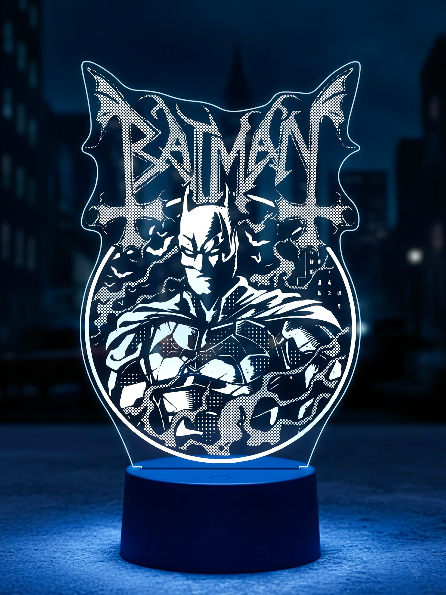 Ночник Фильм Бэтмен - Batman. Подарок киноману — атмосферный декор в комнату по любимым фильмам: культовые герои, легендарные сцены и цитаты, которые узнают с первого взгляда.