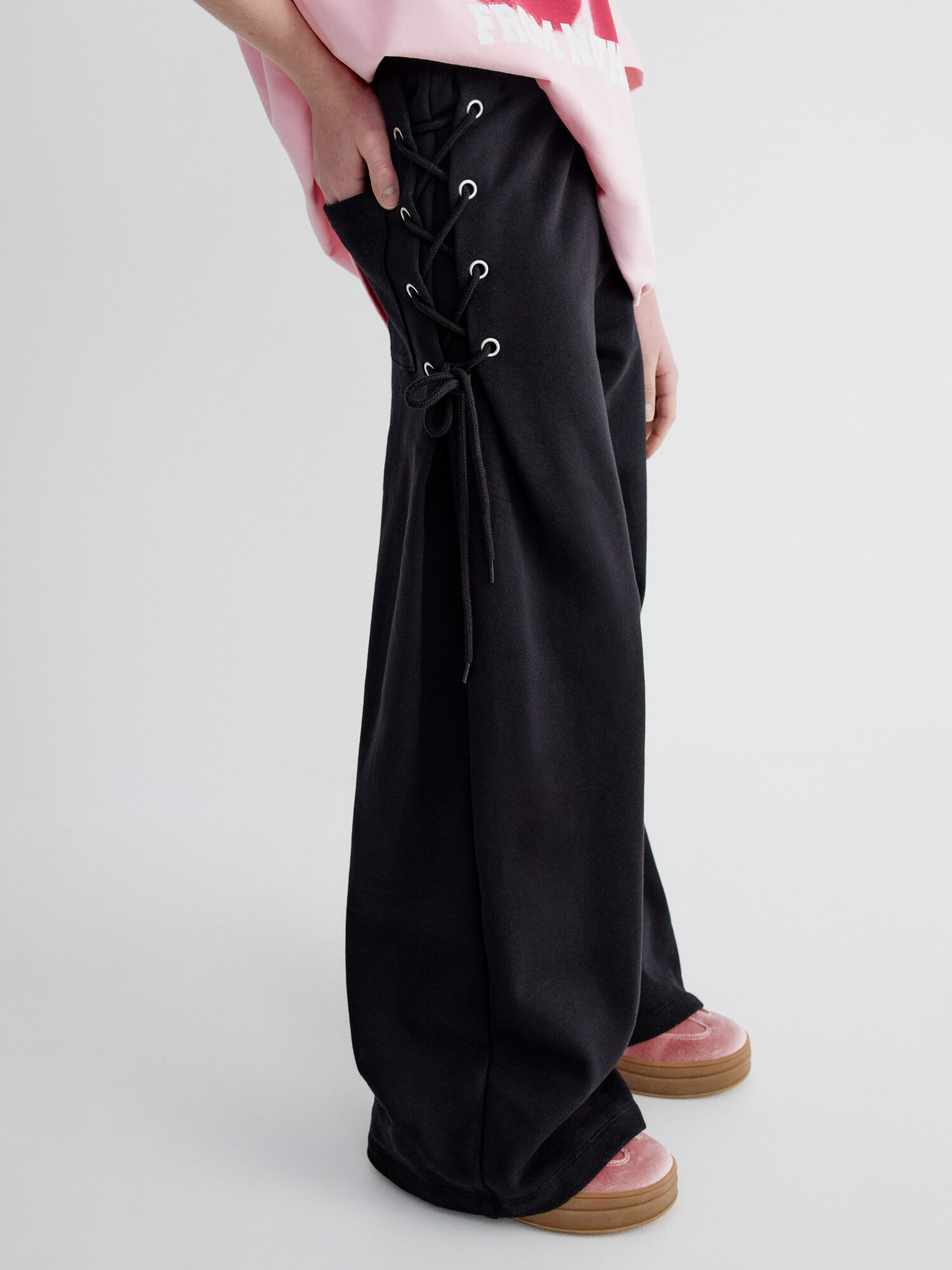 Брюки спортивные