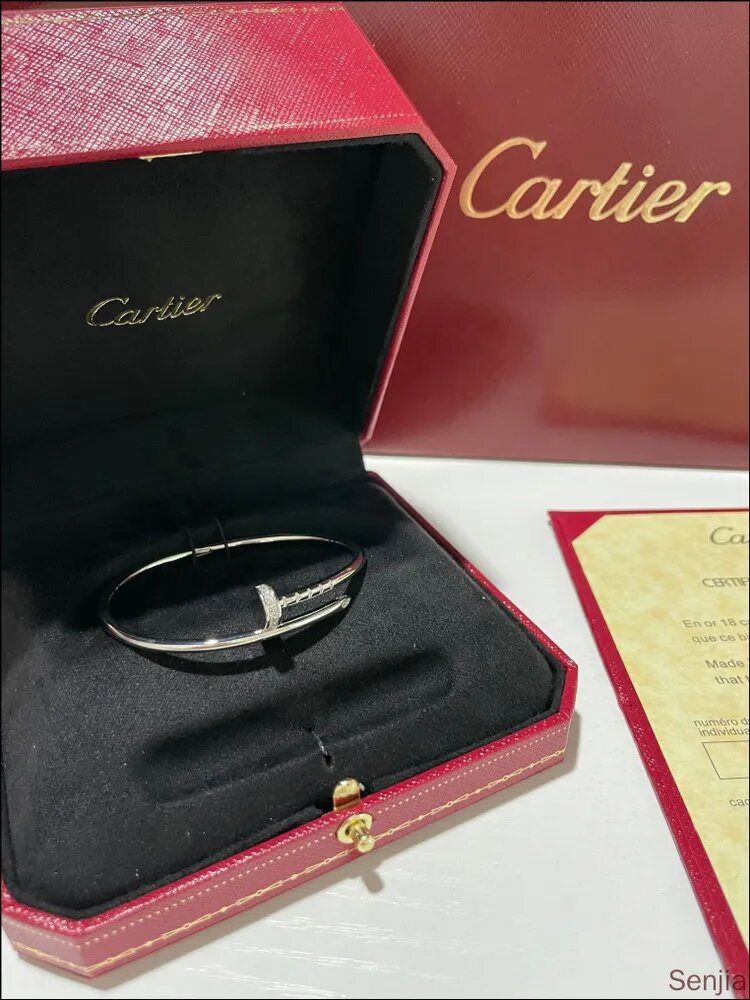 Cartier Браслет бэнгл с бриллиантами, позолота, ювелирный сплав, стразы Swarovski, для мужчин и женщин, размер 16-19