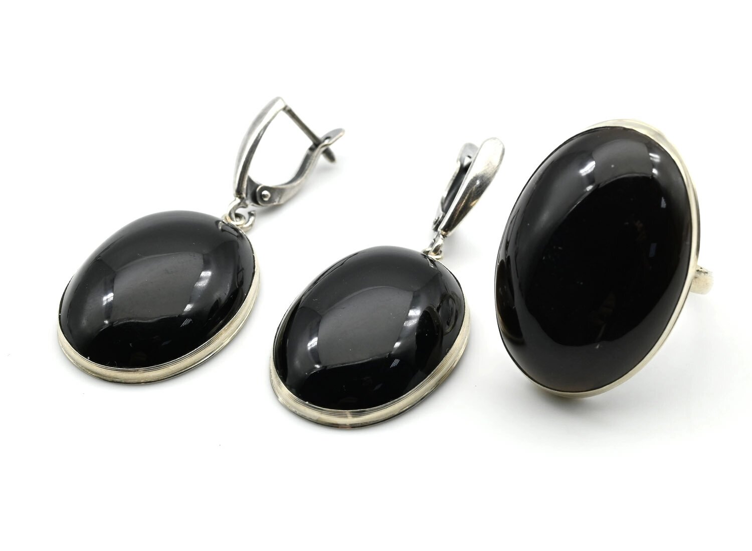 Комплект бижутерии: серьги, кольцо, тигровый глаз