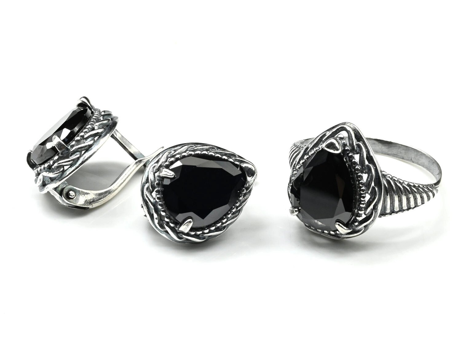 Серьги, циркон