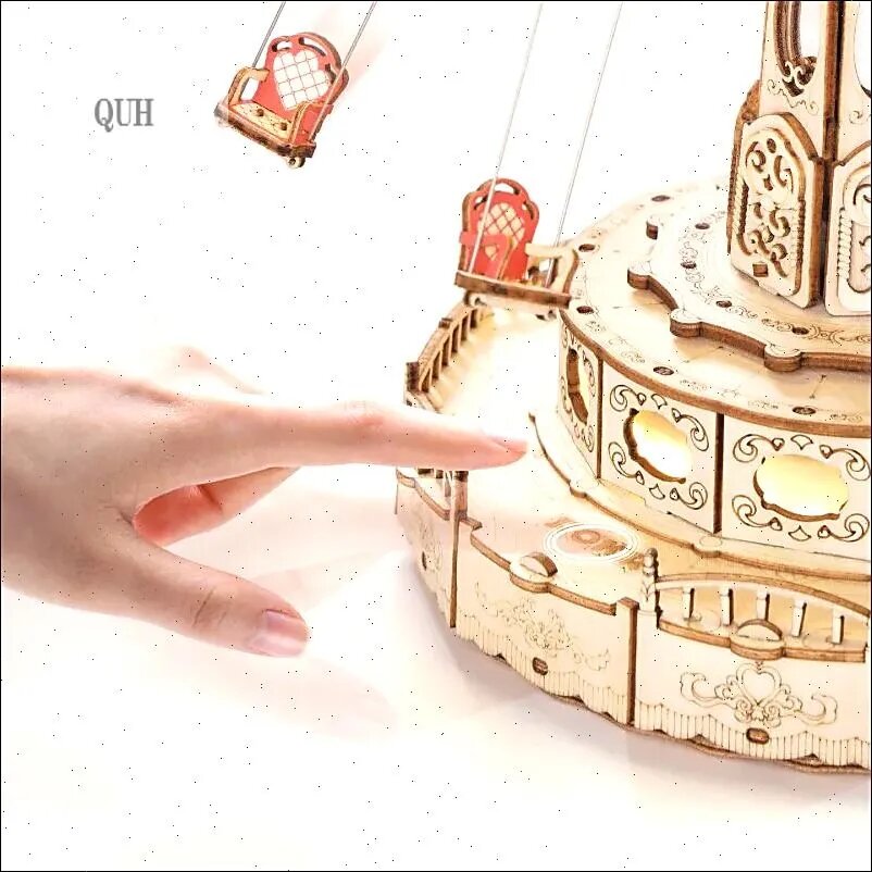 Robotime 3D деревянный конструктор Музыкальная карусель (Swing Ride) 289 дет 15x15x27 см — фото 1