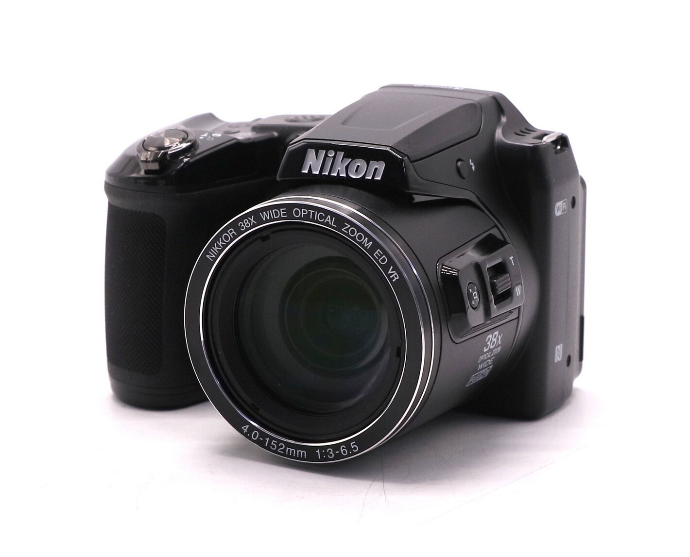 Черный цифровой фотоаппарат Nikon Coolpix L840
