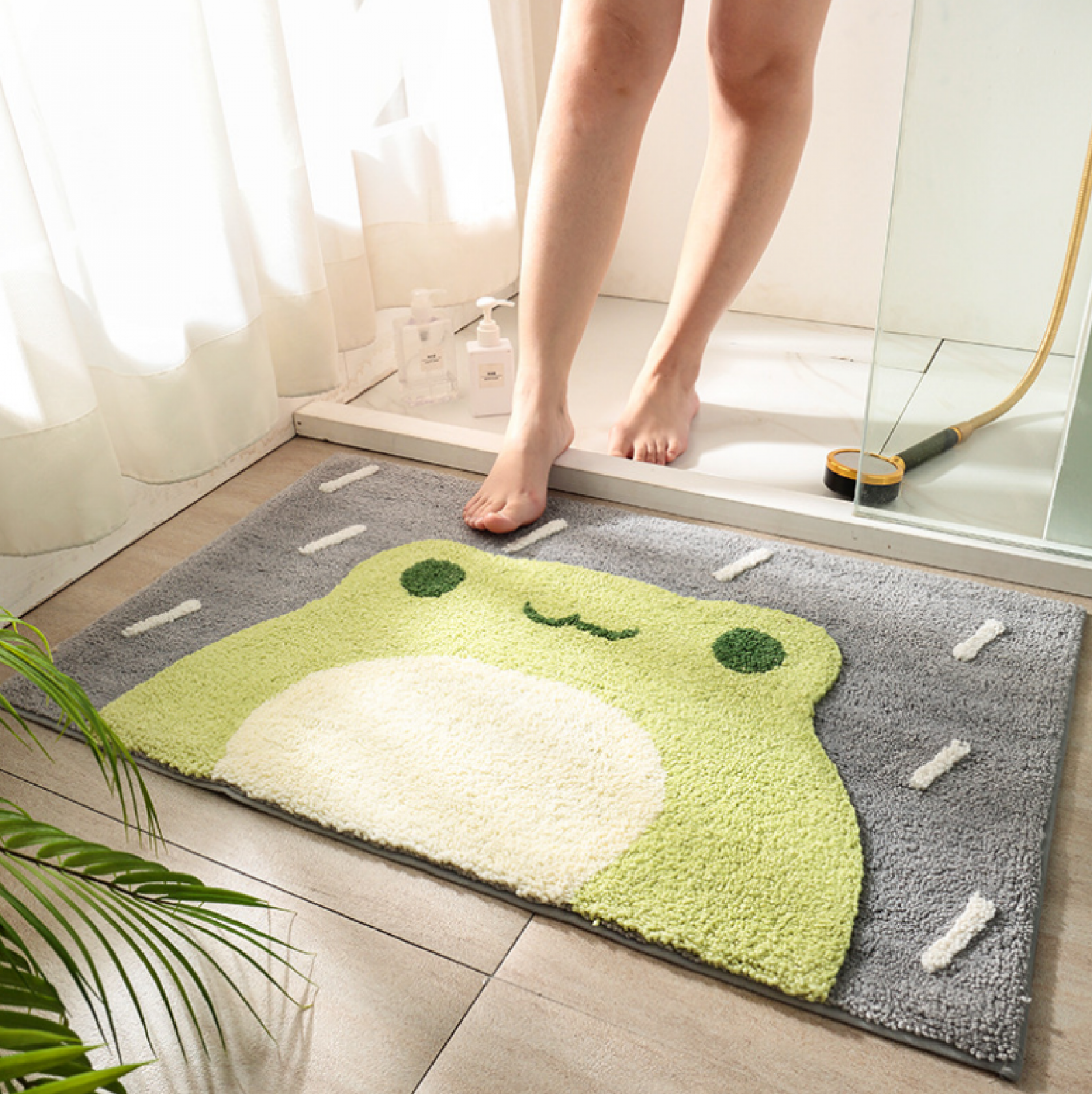 Коврик для ванной MyPads с детским дизайном лягушка, противоскользящий и быстросохнущий, зеленый