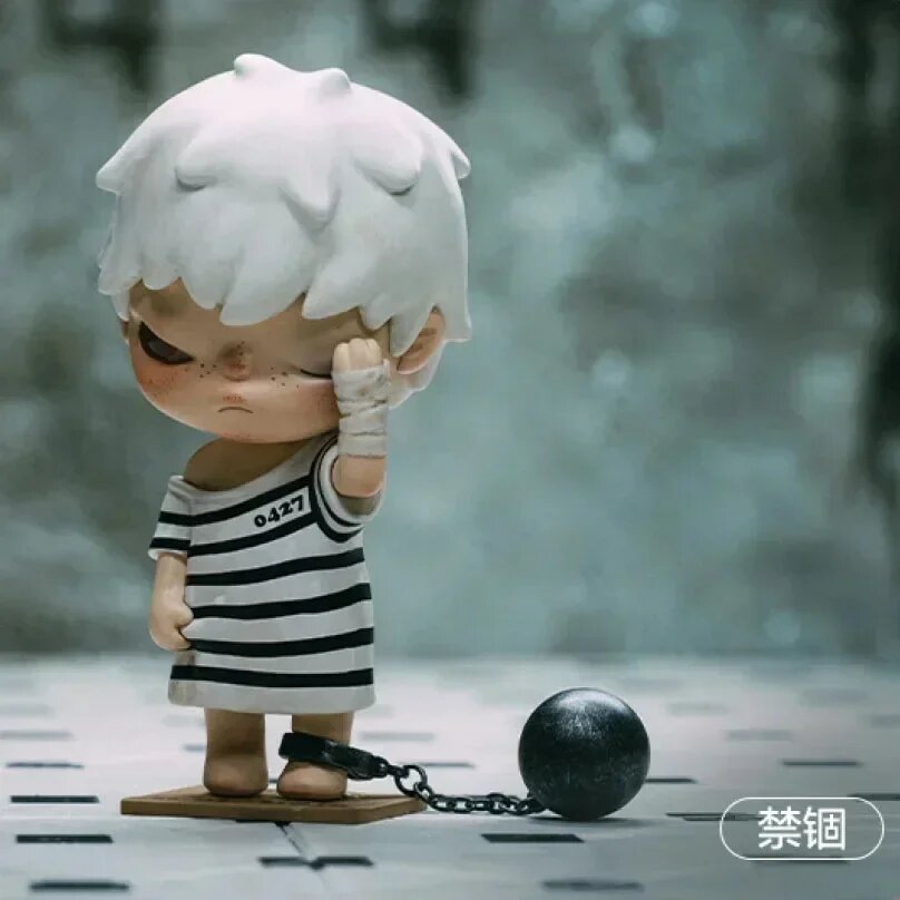 Фигурка Hirono Little Mischief Prisoner