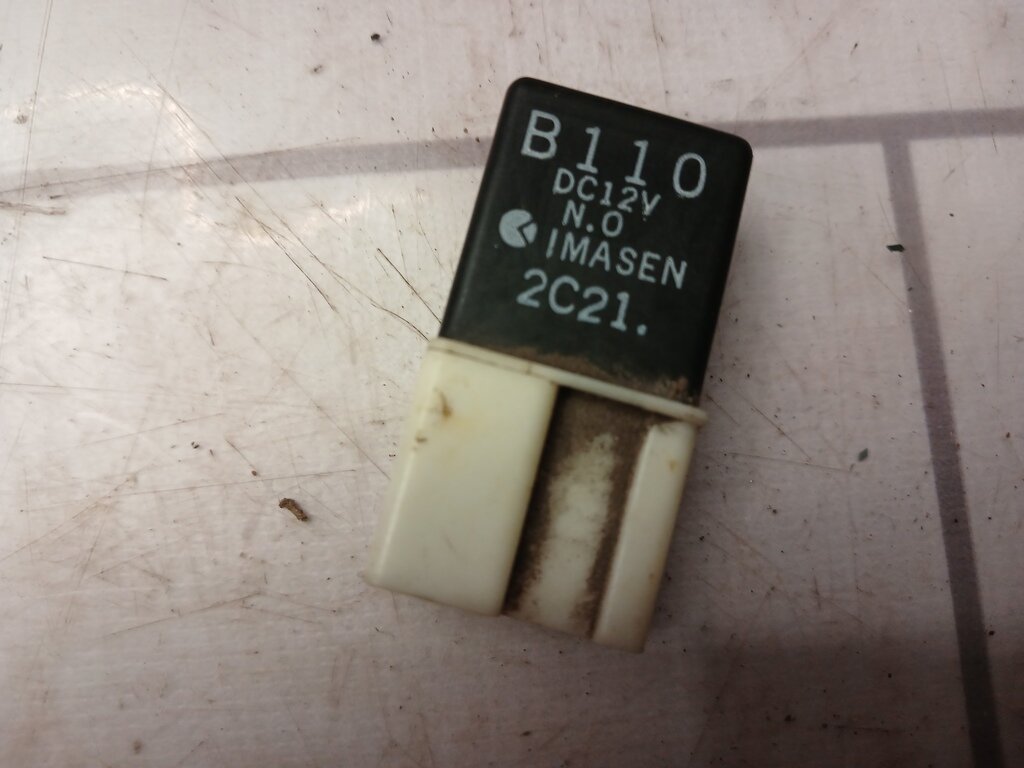 Реле Mazda 323 BJ Protege Familia 1998-2002