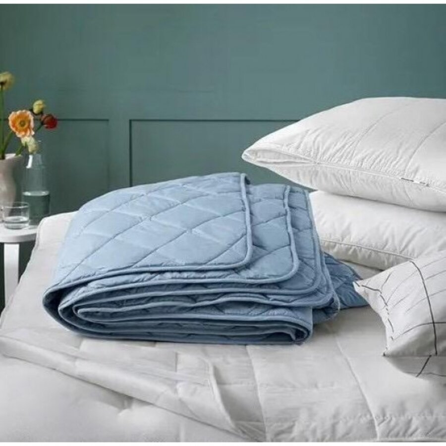 Брокфанкия икеа одеяло 200х200 стёганое полиэфир легкое голубое