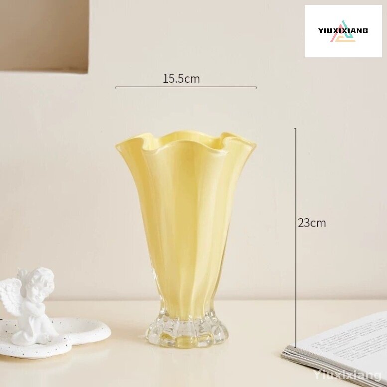 Ретро ваза из стекла 23 см с премиум эстетикой и уникальным дизайном