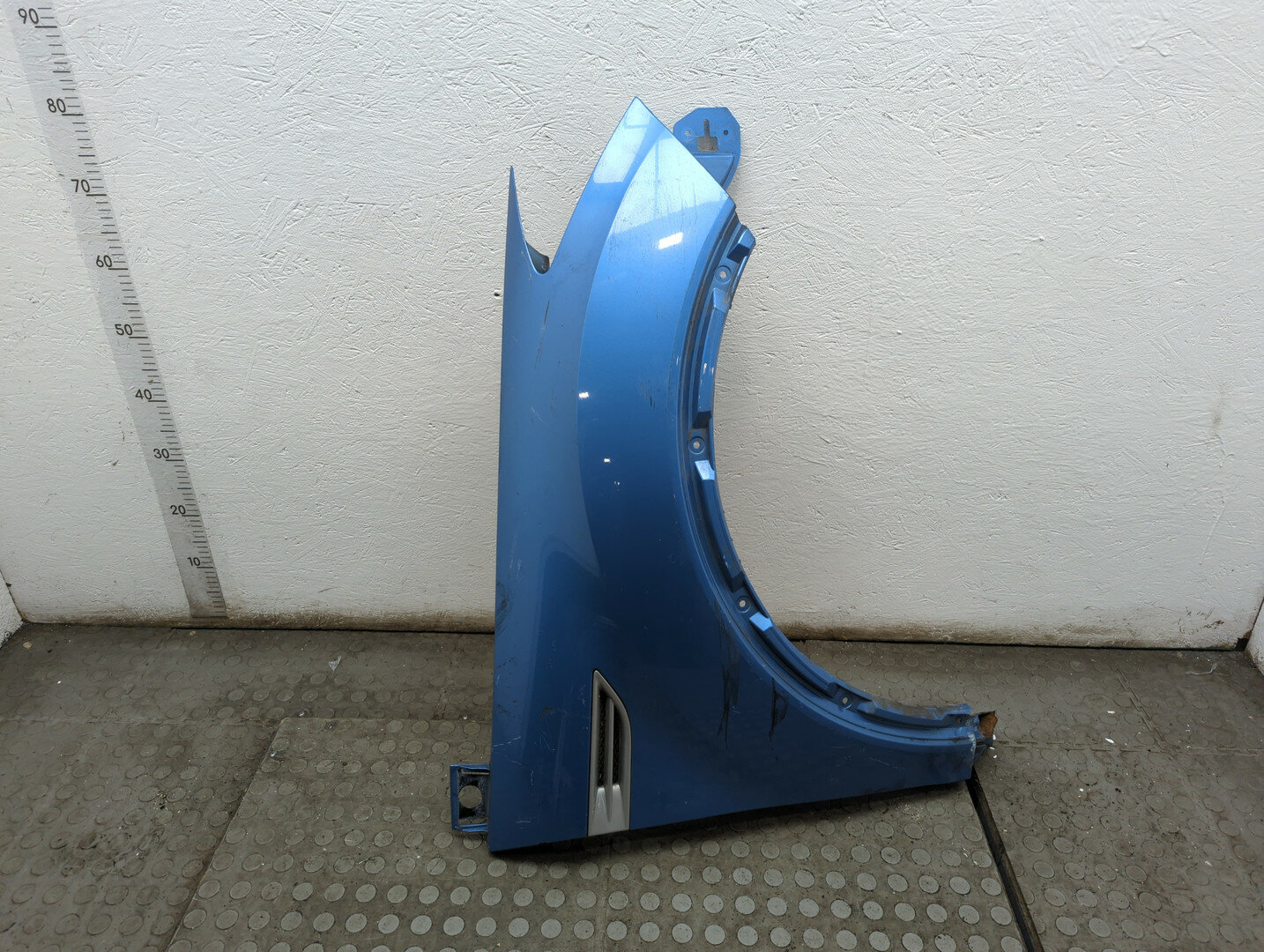 Крыло правое переднее Ford Kuga Б/У