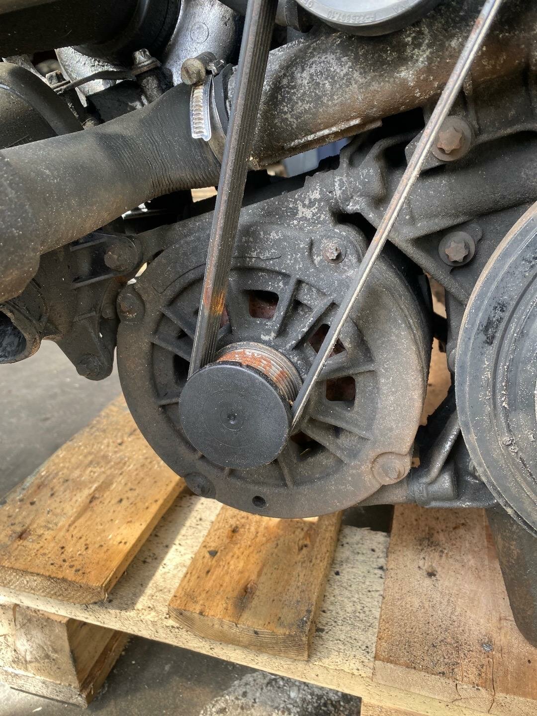 Генератор для Mercedes E W210 2.2 OEM A000150245