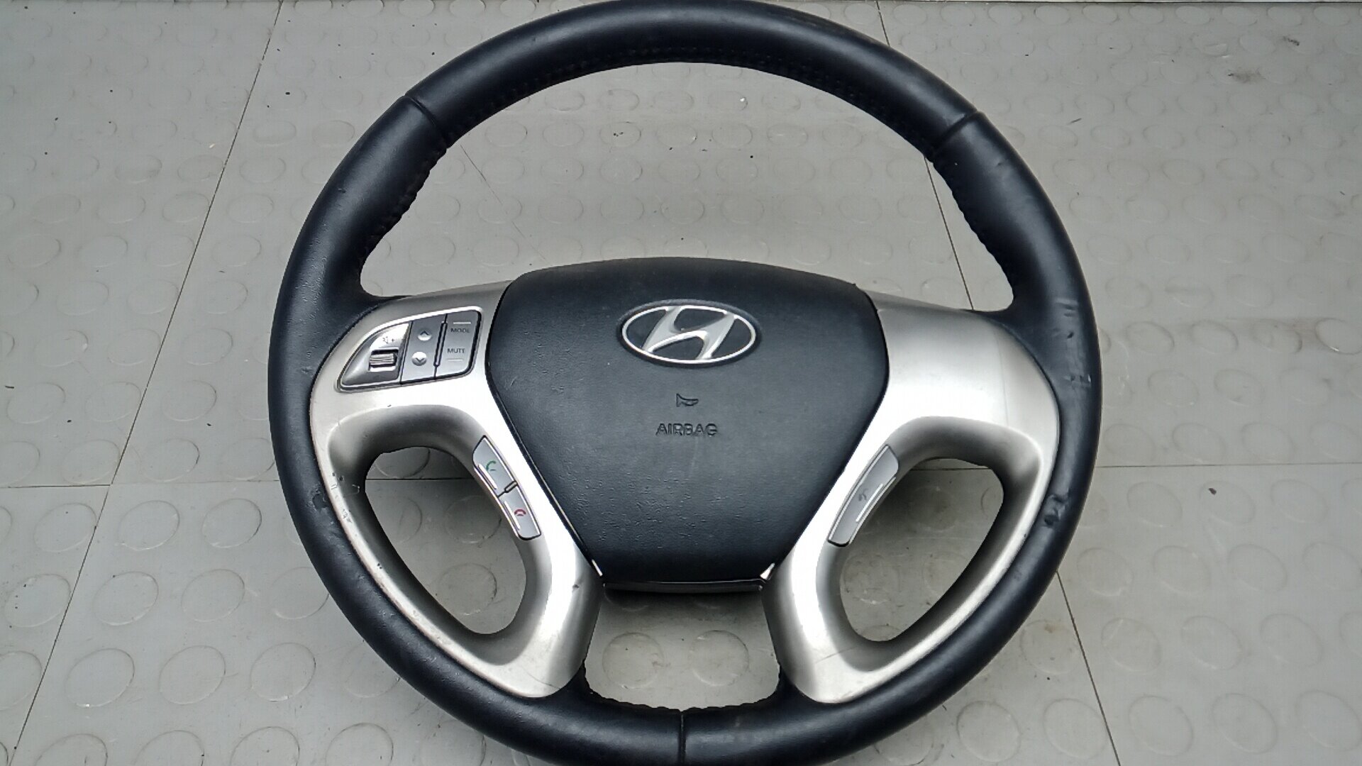 Руль HYUNDAI IX35 1