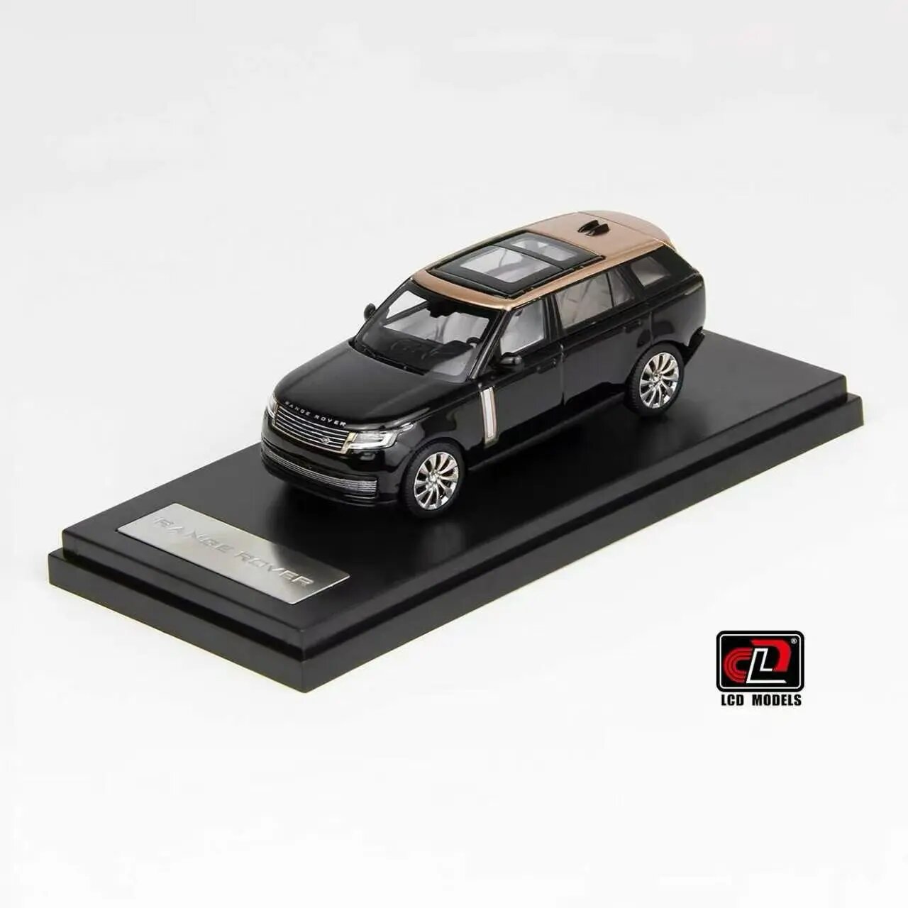 Модель автомобиля Range Rover 5-го поколения из металла TSM MODEL 1:64 Черный, черный