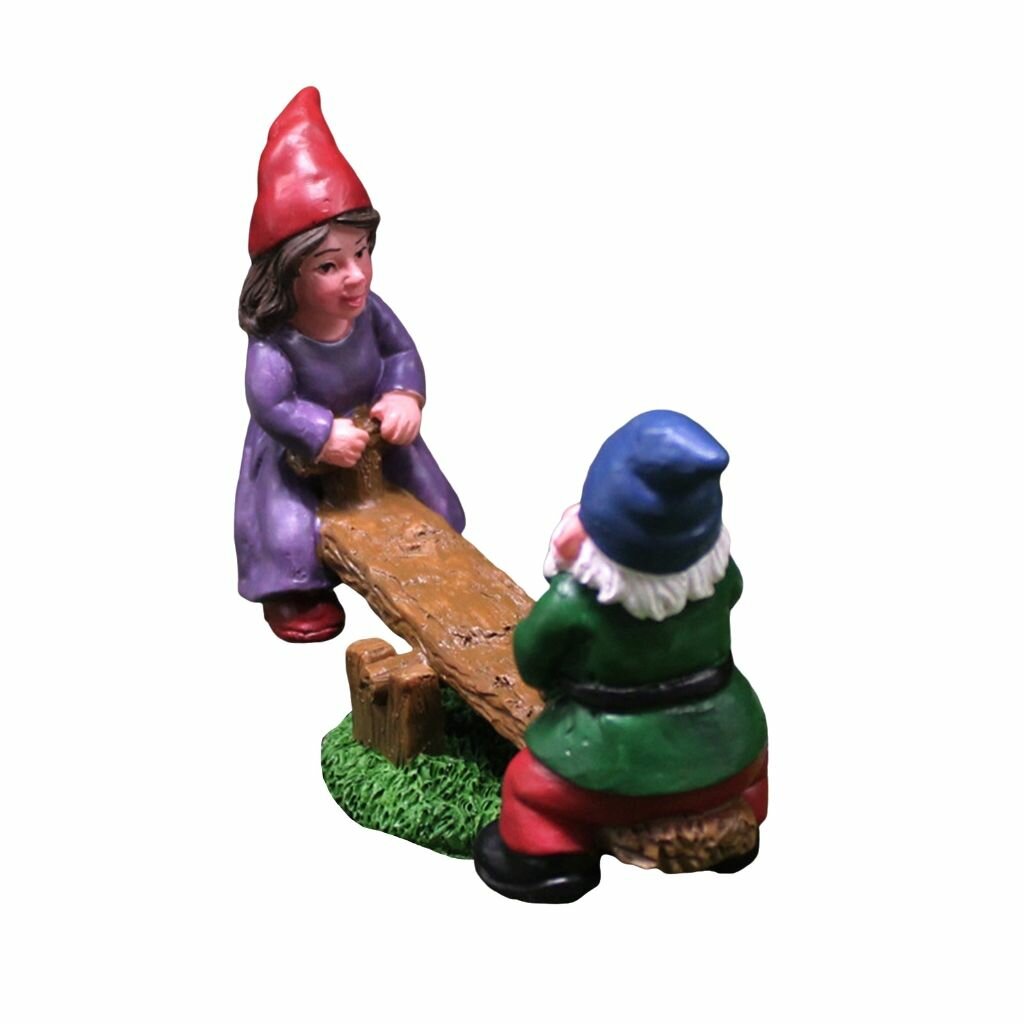 Творческий гном Teeter Totter микро ландшафтных украшений