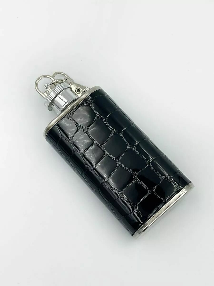 Фляжка-брелок 60мл 2oz металл, плоская для алкоголя воды, армейская походная, нержавеющая сталь, подарок мужчине на новый год. Черная.