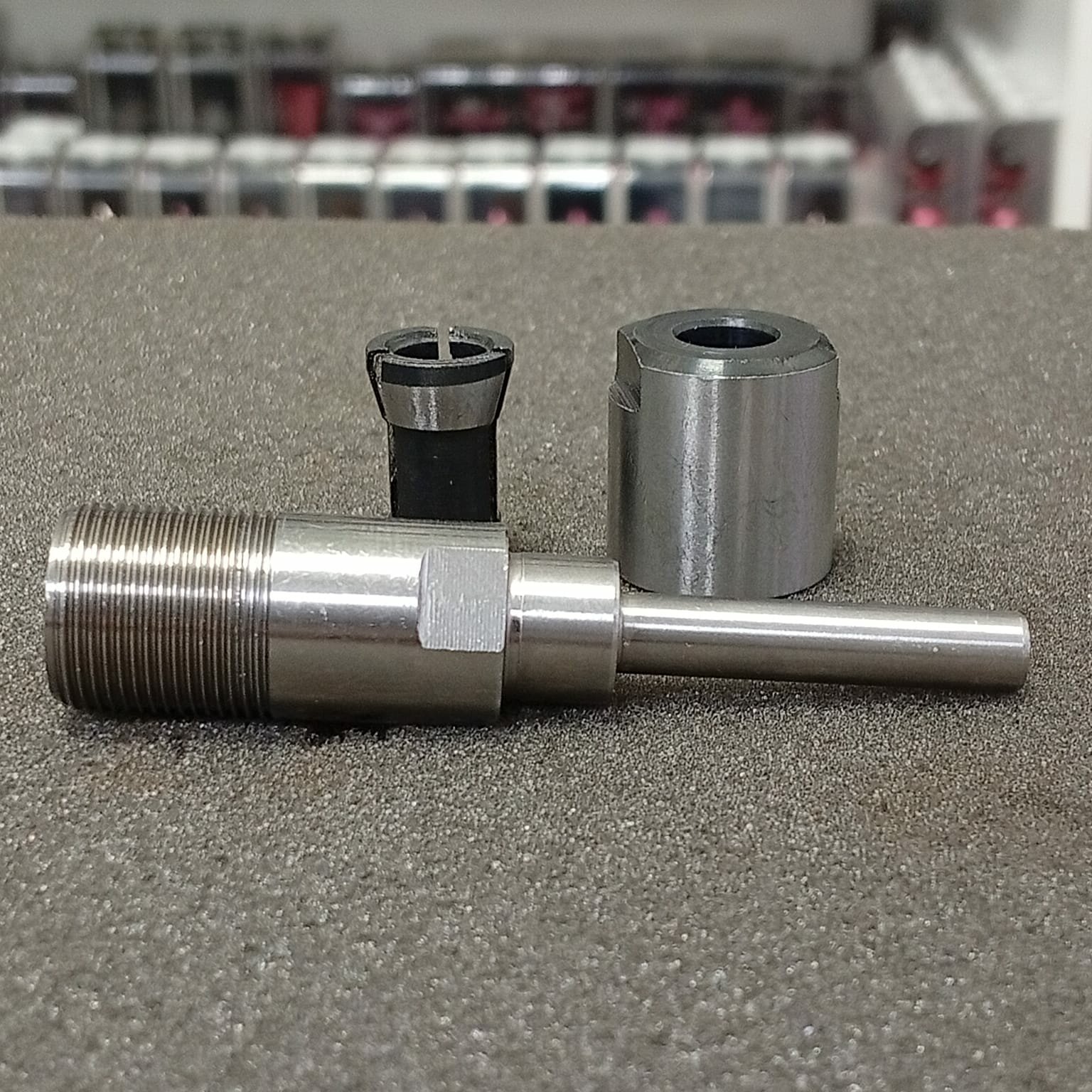 Цанга переходник-удлинитель для фрезера триммера на фрезы с 8 мм хвостовиком