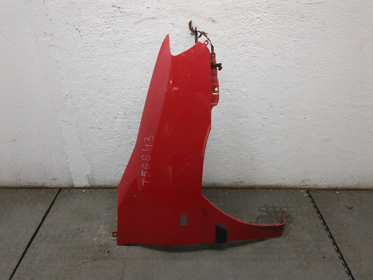 Крыло правое переднее Hyundai Matrix Б/У