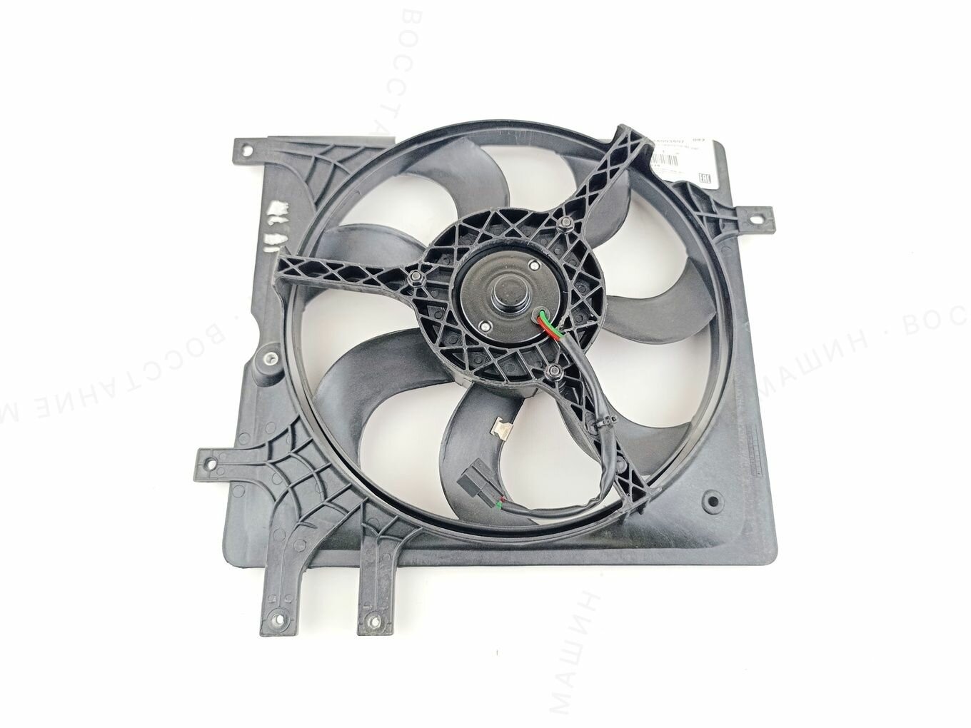 Вентилятор радиатора охлаждения в сборе левый (дервейс) для Geely MK, MK Cross, Otaka / 1016003507