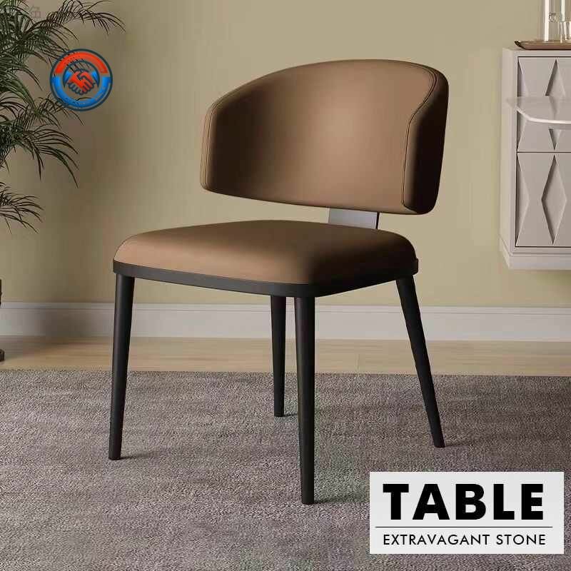 Итальянский минималистичный обеденный стул для кухни и столовой, прочный металл-пластик, лёгкий стильный дизайн, комфортное сиденье, универсальный стул для современного интерьера