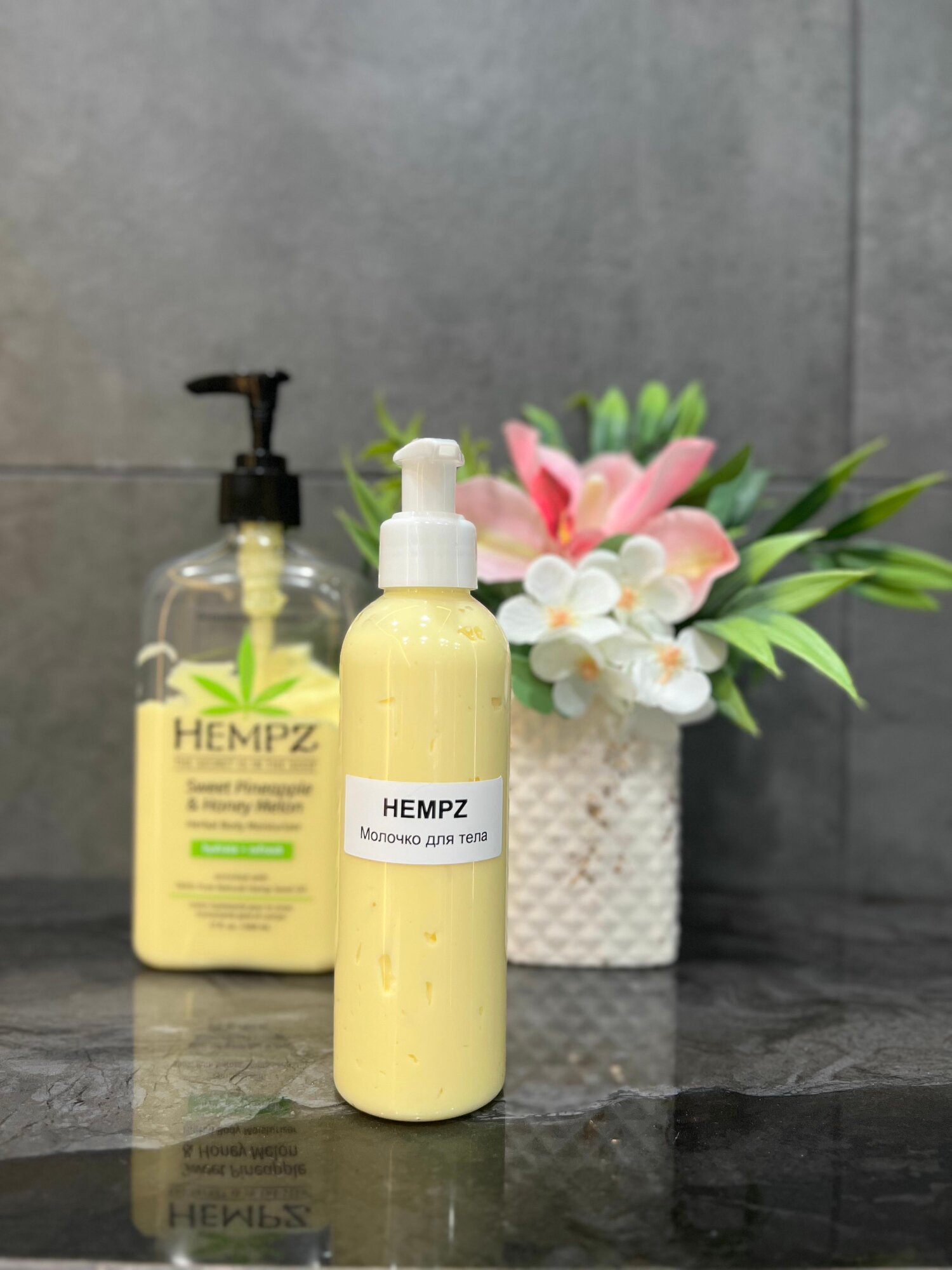 HEMPZ молочко для тела Sweet Pineapple Honey Melon 200 мл