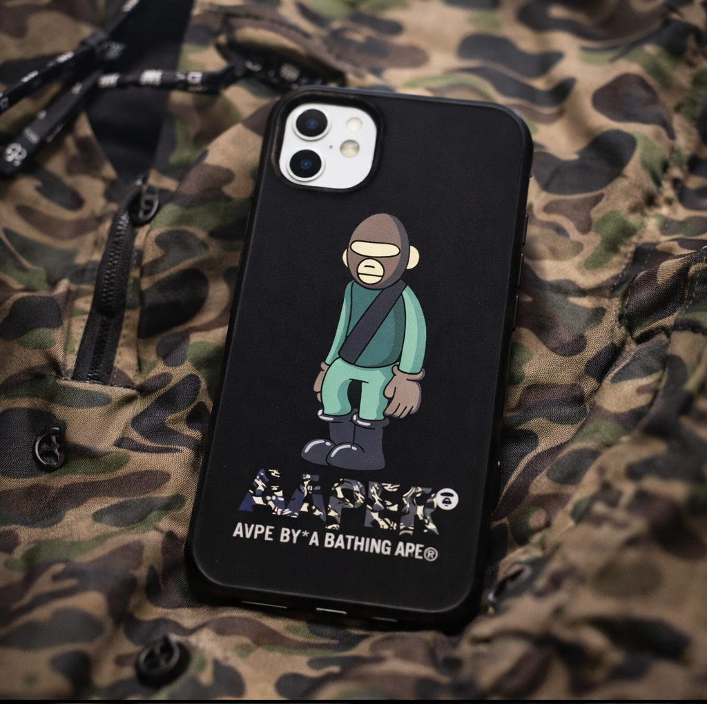 Противоударный силиконовый чехол-бампер для iPhone 13 pro мягкий, чёрный