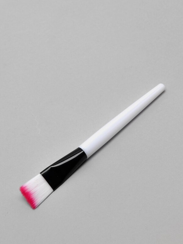 Кисть для нанесения масок и сывороток