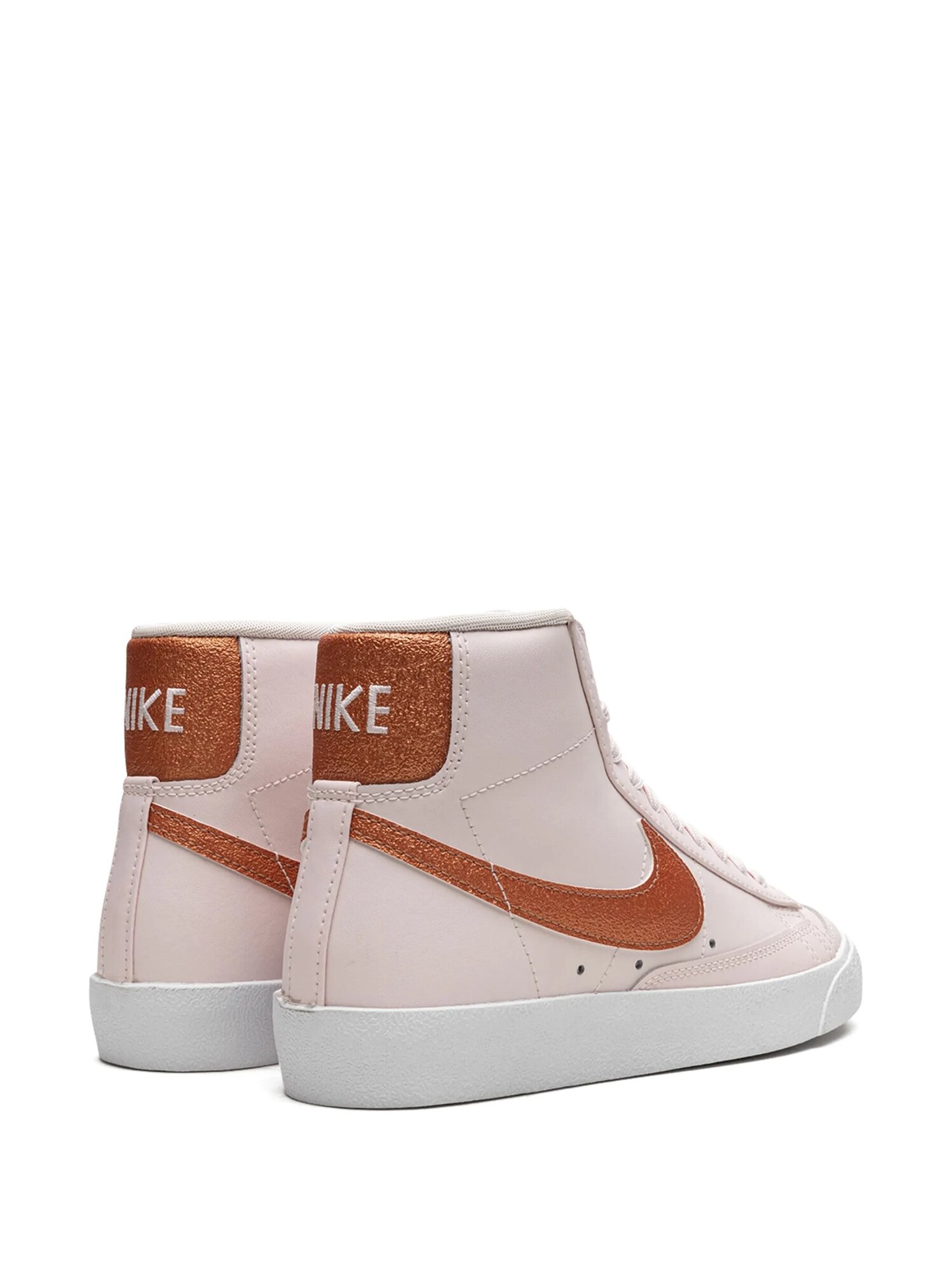Кроссовки NIKE Blazer Mid 77 Essential, размер 9.5 US, темно-розовый — фото 1