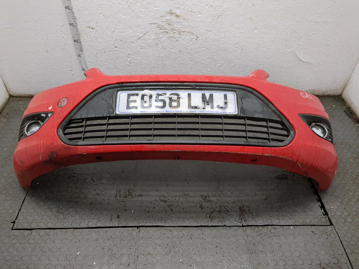 Бампер передний Ford Focus 2 Б/У