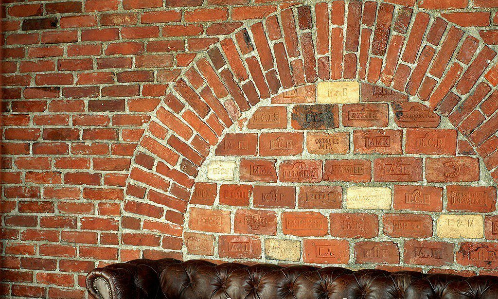 Декоративная клинкерная плитка из старого кирпича