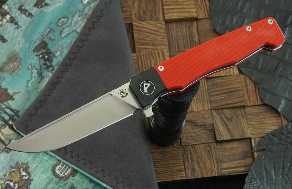 Складной нож Steelclaw Гектор , сталь VG-10, рукоять красный G-10