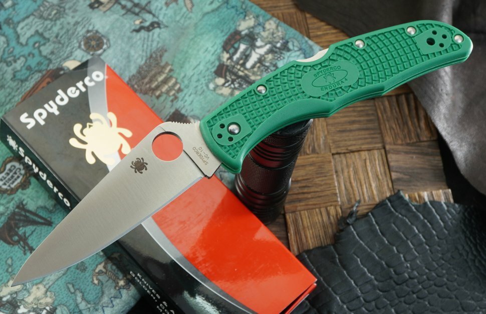 Складной нож Spyderco Endura 4 Gr FRN