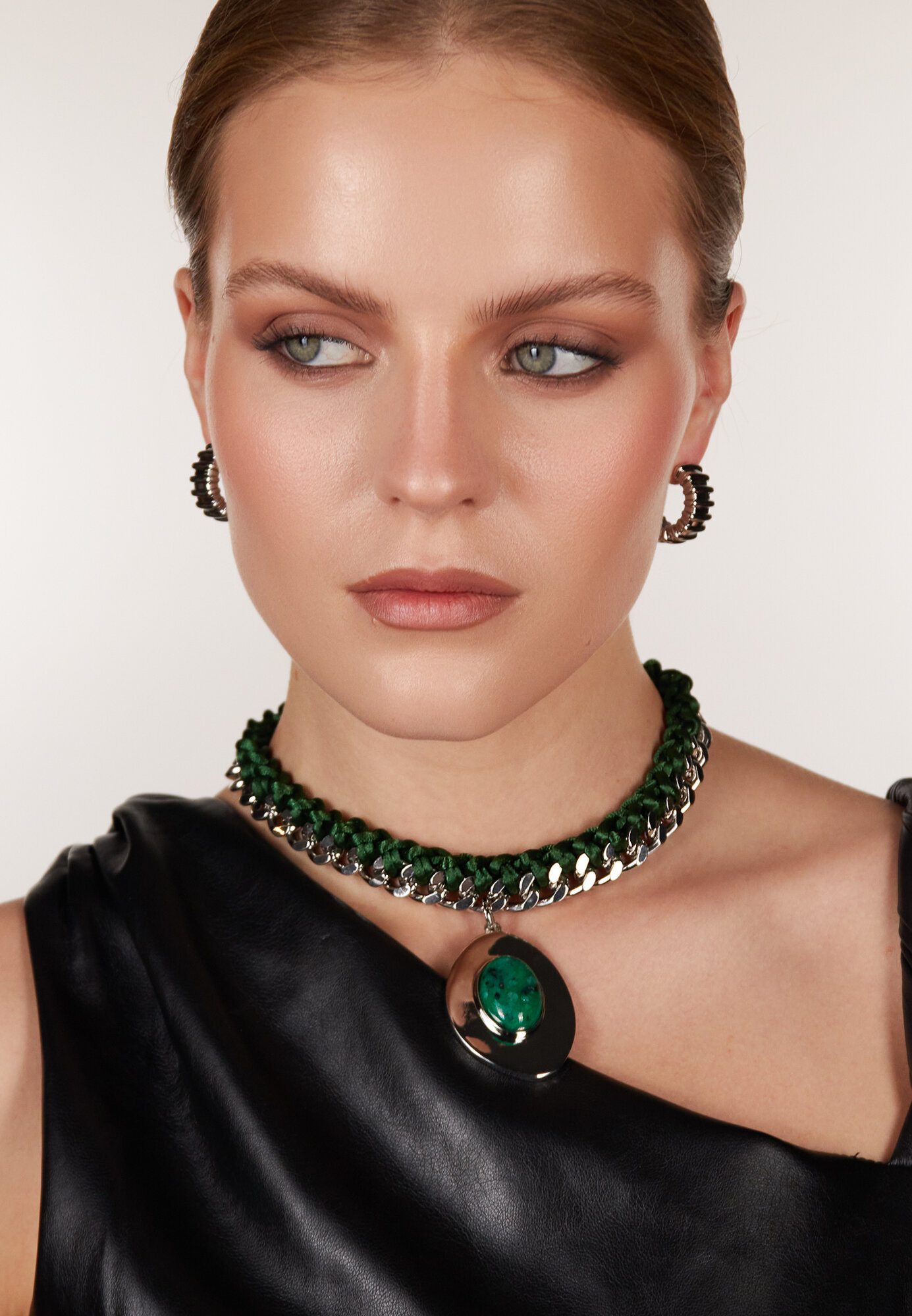 Колье, металл, кварцит