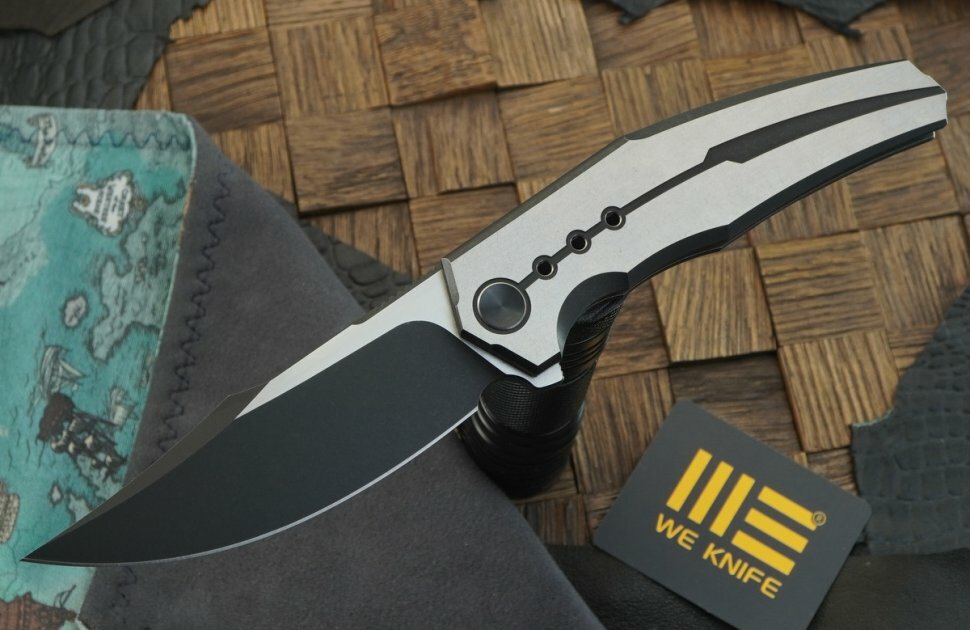 Складной нож We Knife Kyklos, сталь M390, S/BW, рукоять титан черное анодирование