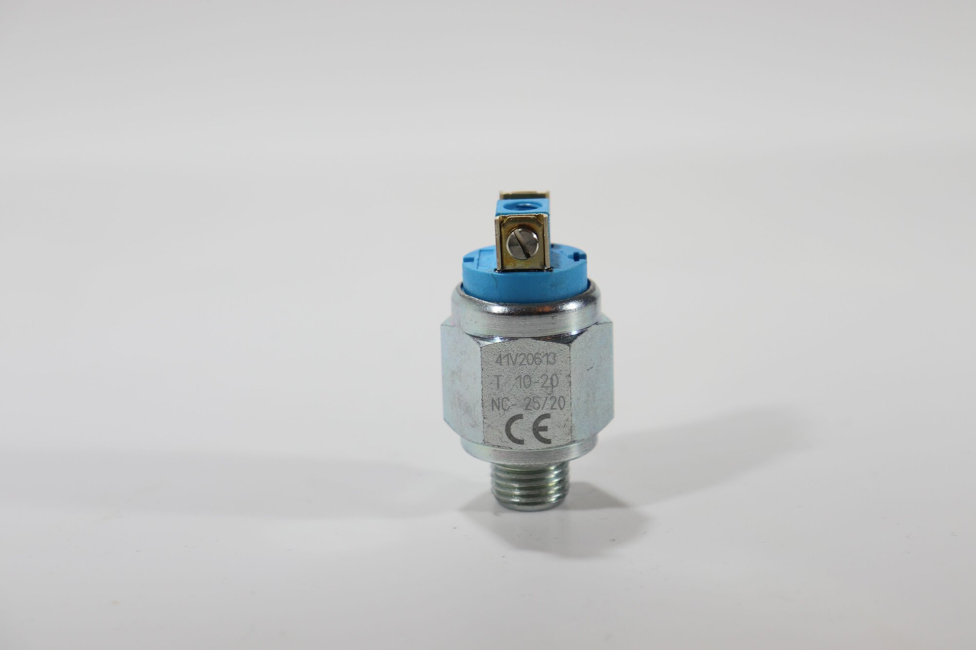 41V20613 (NC, 1/4' BSPP (цилиндр.), HNBR, диапазон 10-20 bar) Датчик давления Euroswitch