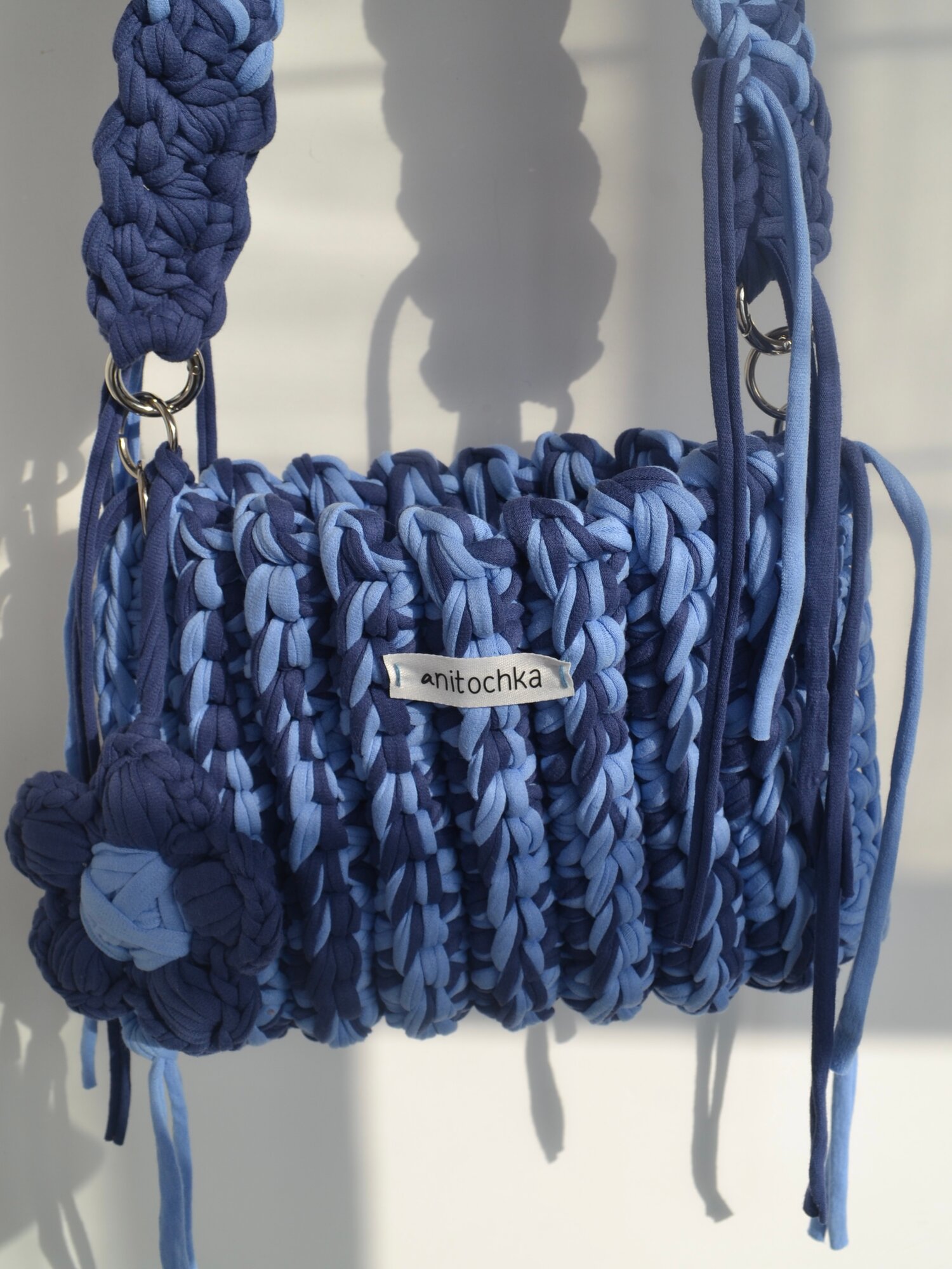 Сумка тоут  - ракушка, anitochka.shop, голубой и индиго, с брелком-цветком