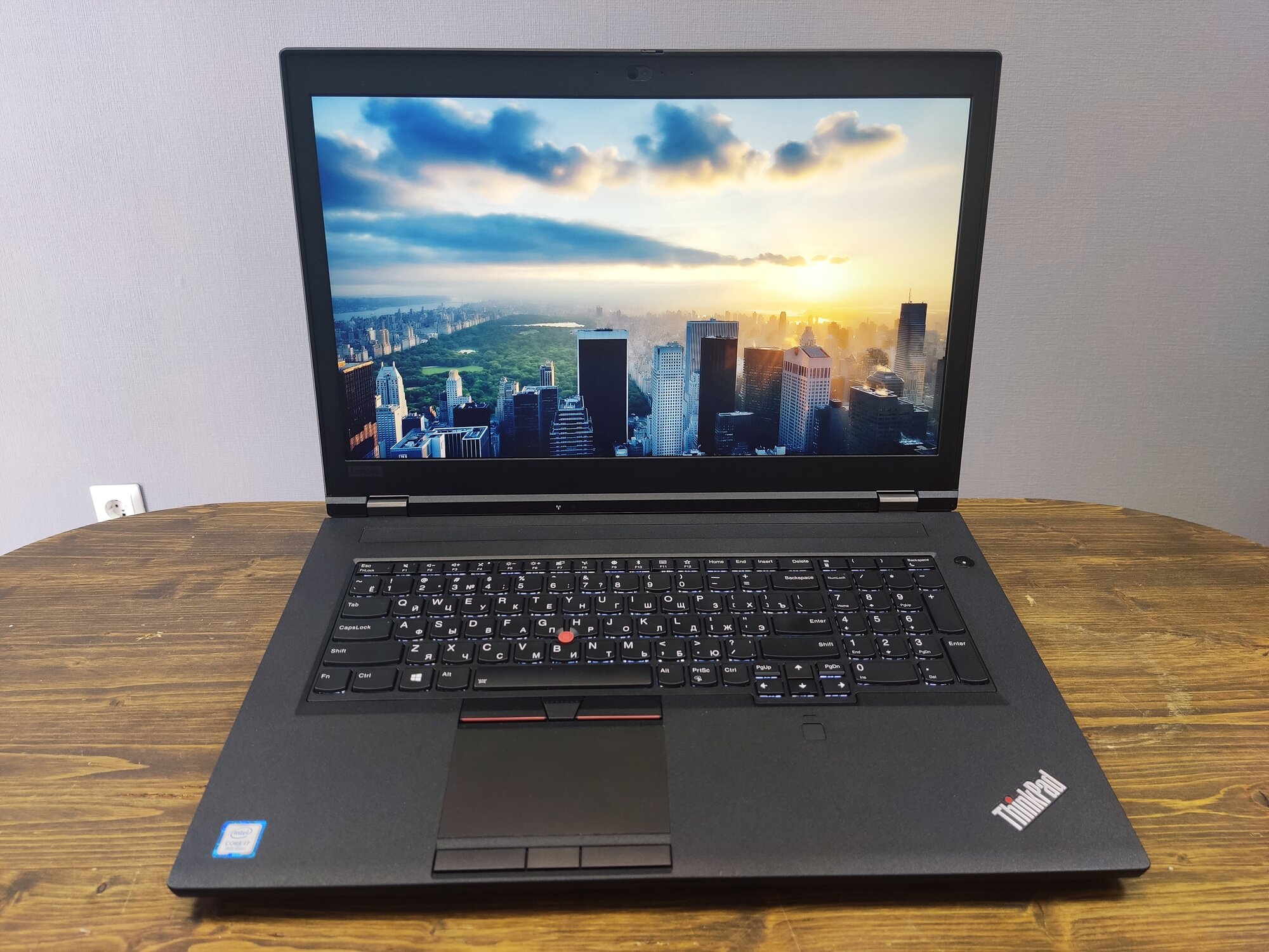 Ноутбук Lenovo ThinkPad P73 17.3", i7-9750H, RAM 32 ГБ, SSD 512 ГБ, NVidia Quadro P620, Windows Pro, Чёрный матовый, Русская раскладка
