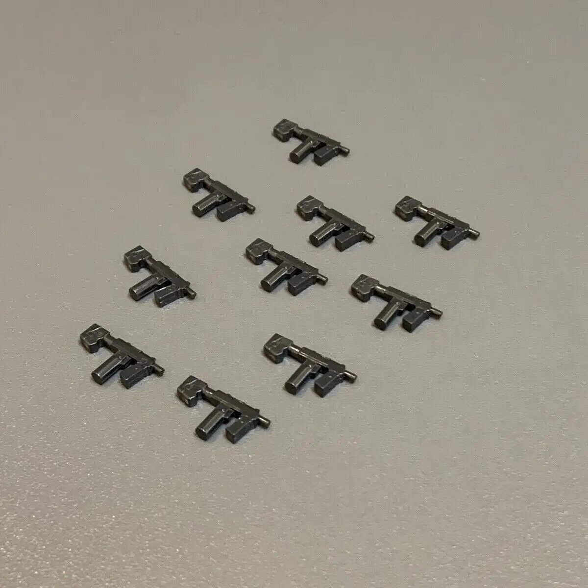 Иглодержатель для Mega Bloks Construx UNSC MARINE Brute Серый, MB504 10 SMG Gun