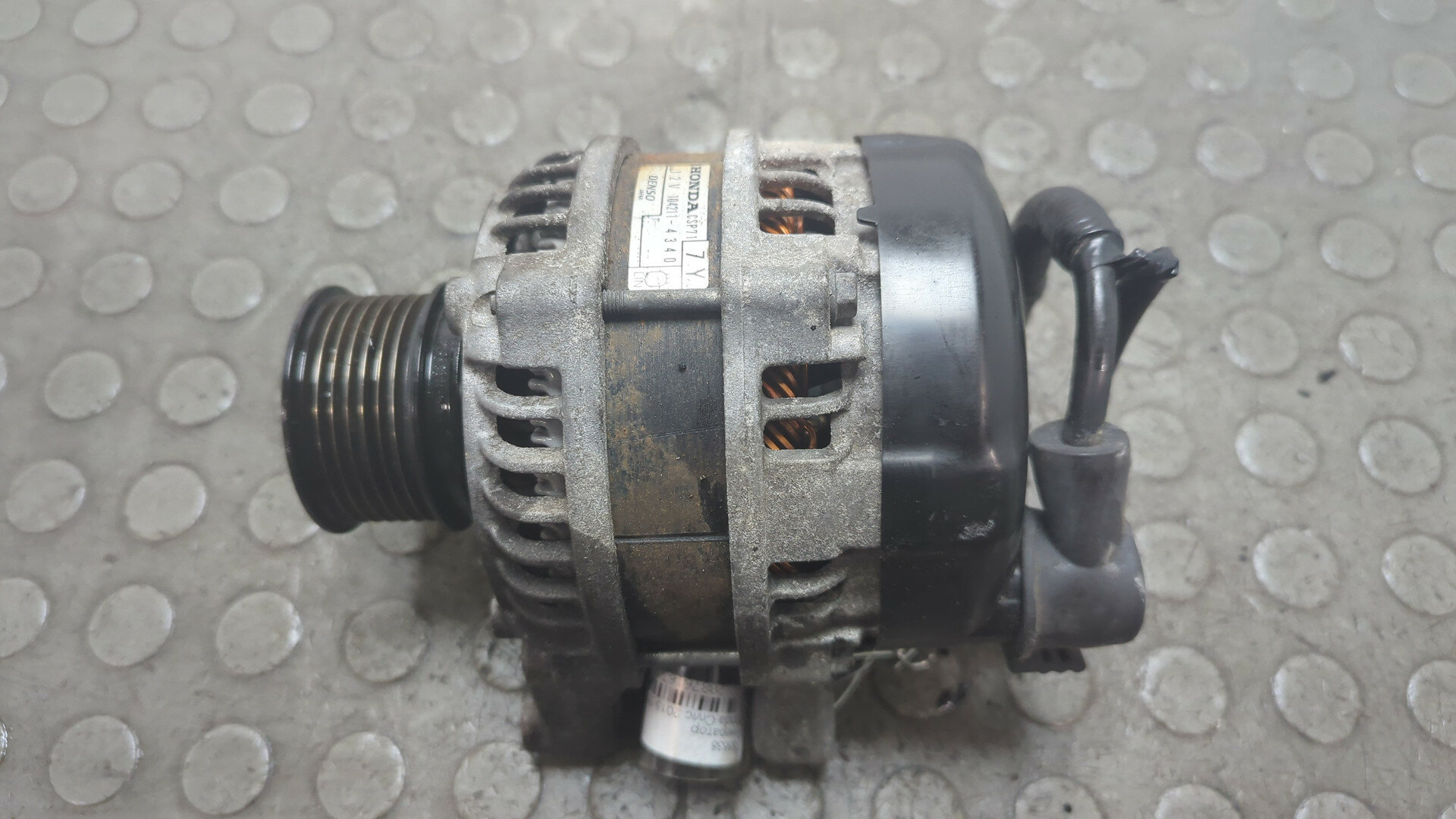 Генератор Honda Civic Б/У