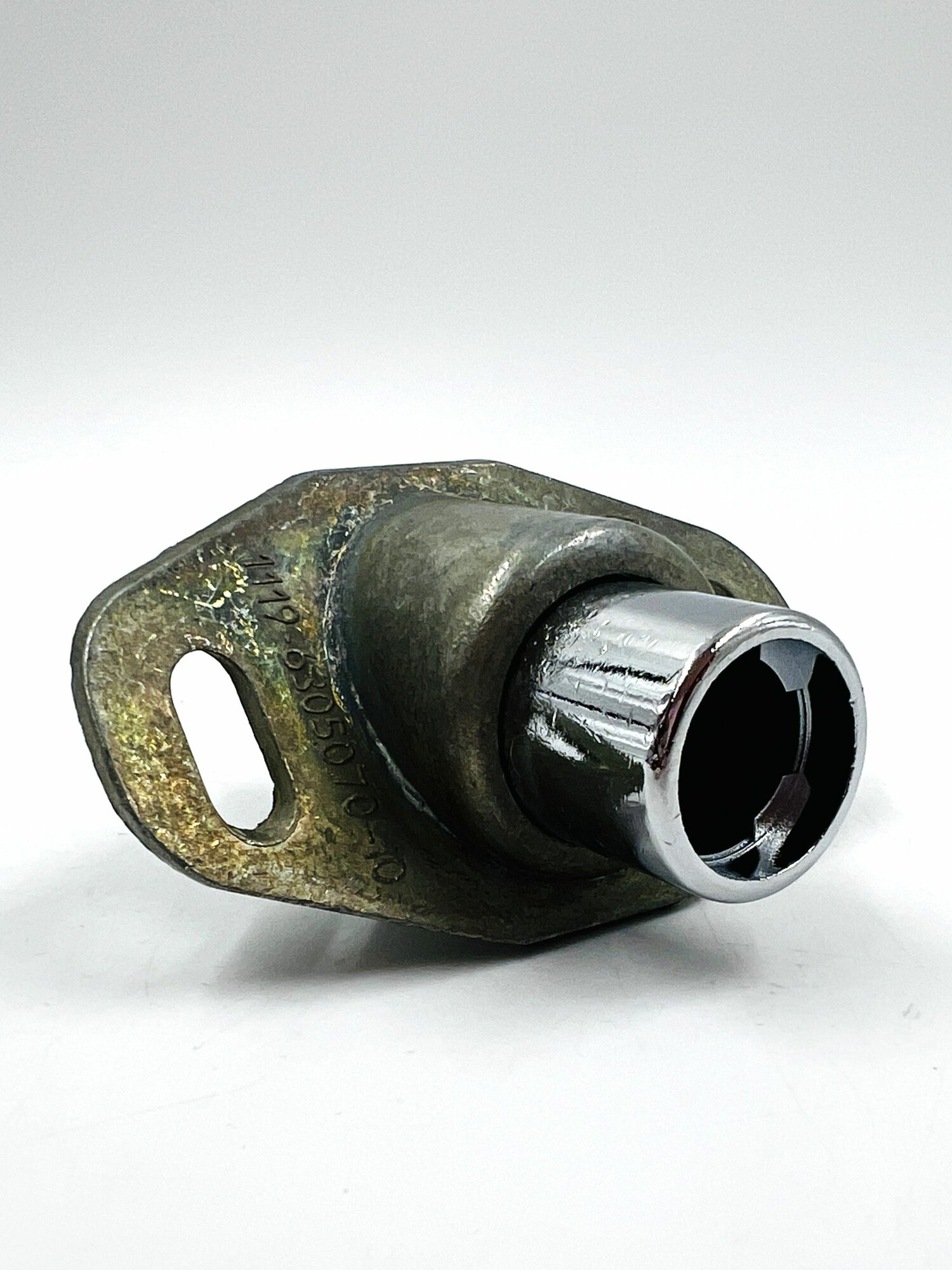 Замок багажника подходит для Лада Калина ВАЗ 1117-19 корпус без личинки