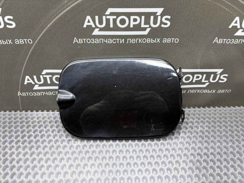 Лючок бензобака