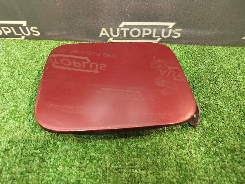 Лючок бензобака