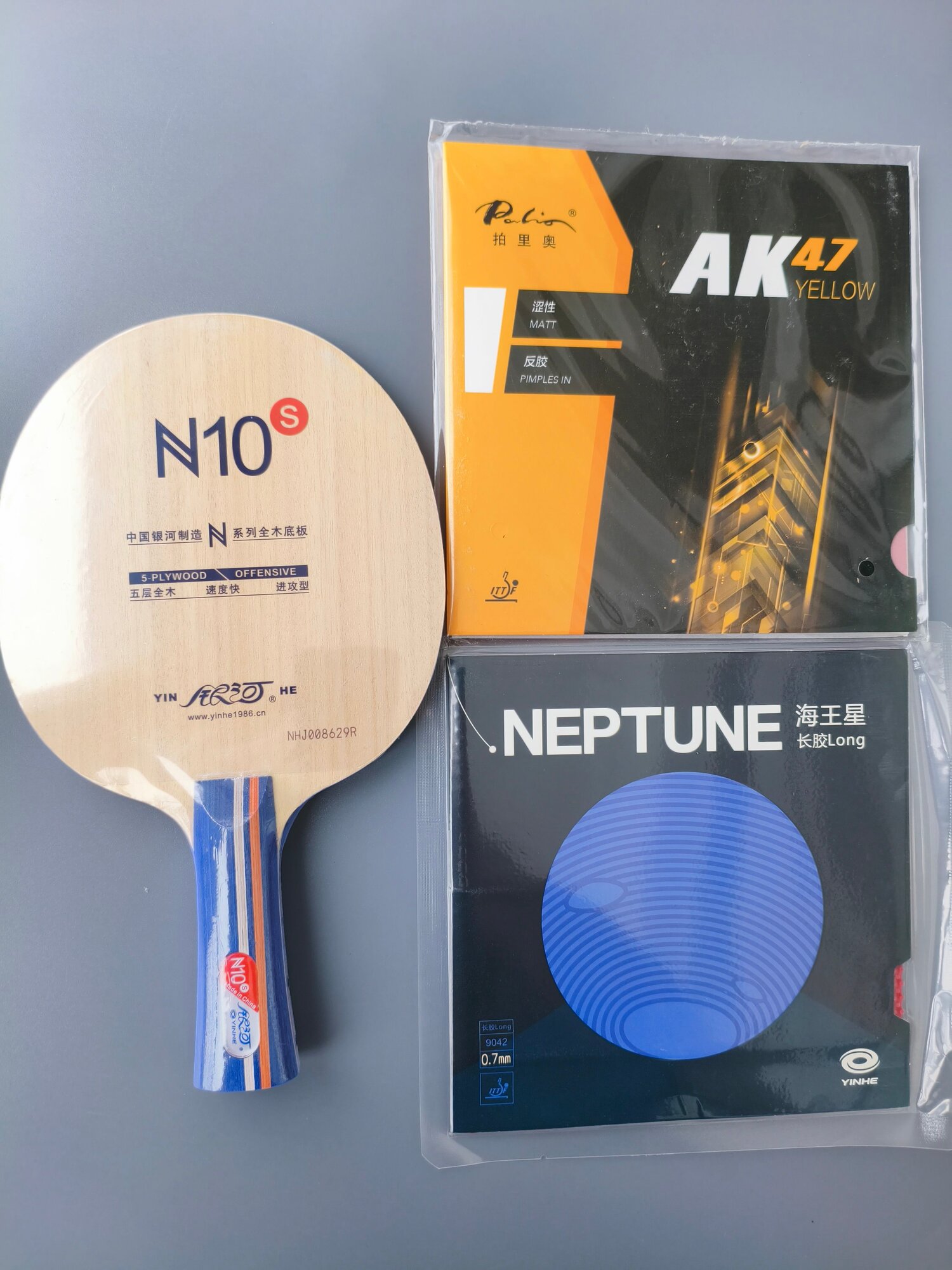 Длинные шипы и гладкая накладка Yinhe N10s + Neptune + Palio AK-47 yellow